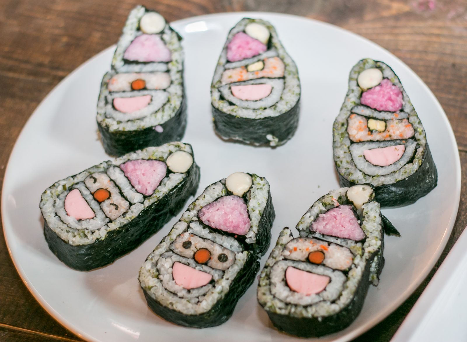Kazari Maki-Zushi Vol. 9 Santa & Snowman Sushi | RESOBOX